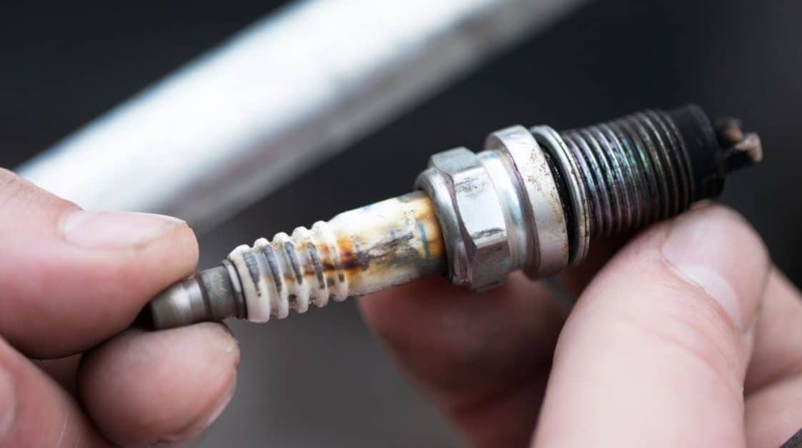 How To Read Spark Plugs Color To Analyze Their Conditions! How To Read Spark Plugs Color To Analyze Their Conditions!